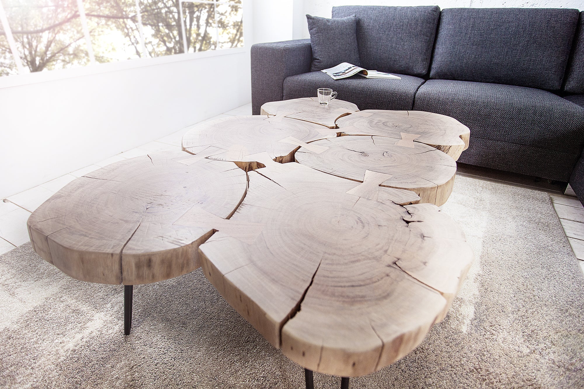 Table basse design GOA 110cm tronc d'acacia tranches 4cm plateau bois